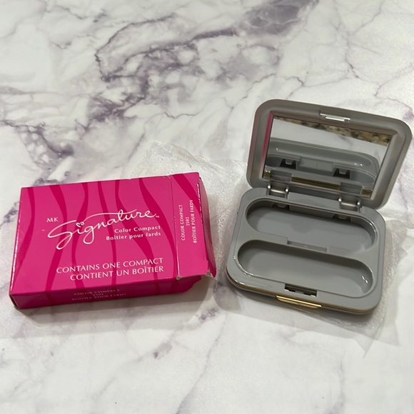 Mary Kay | Makeup | 33 Mary Kay Signature Refillable Cheek Or Eye Color ...